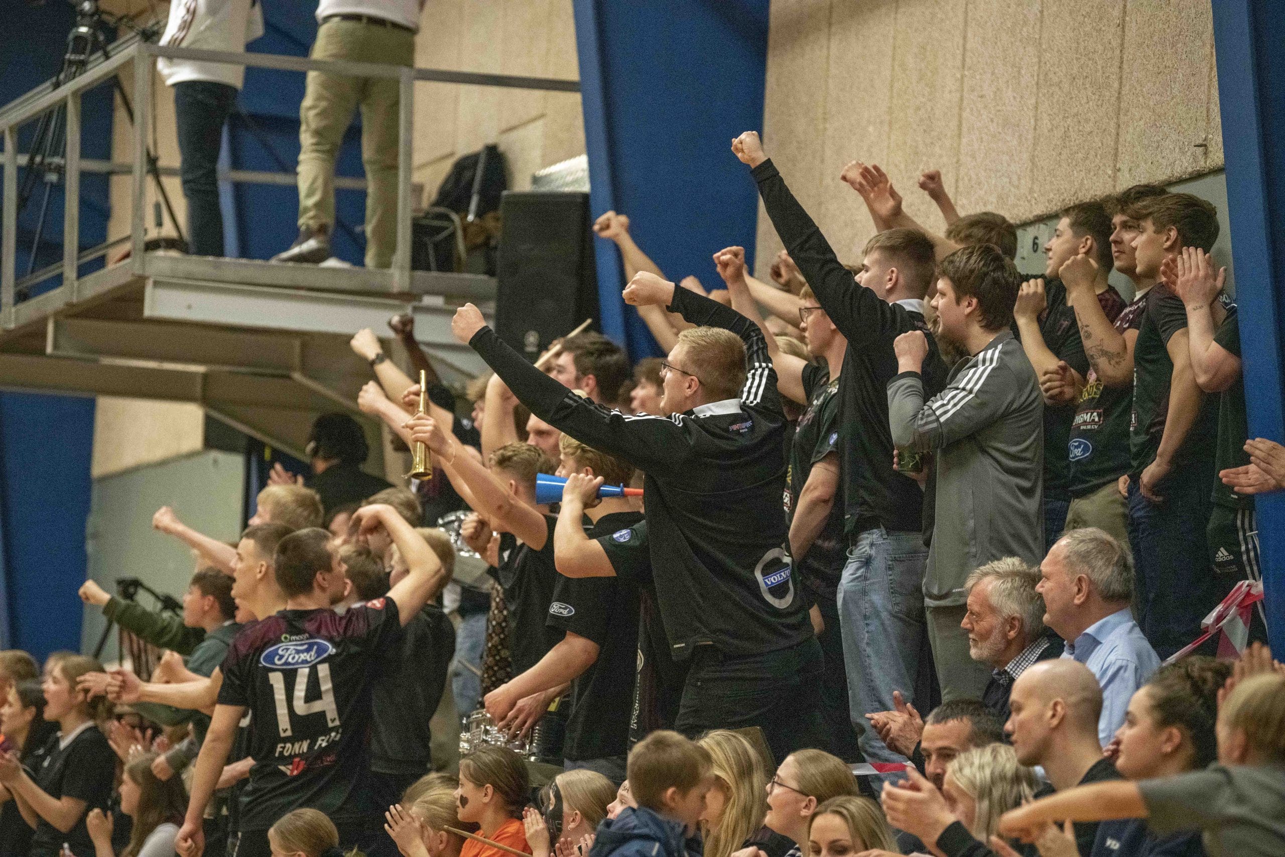 Myndir: H71-VÍF (25-21) - FM1