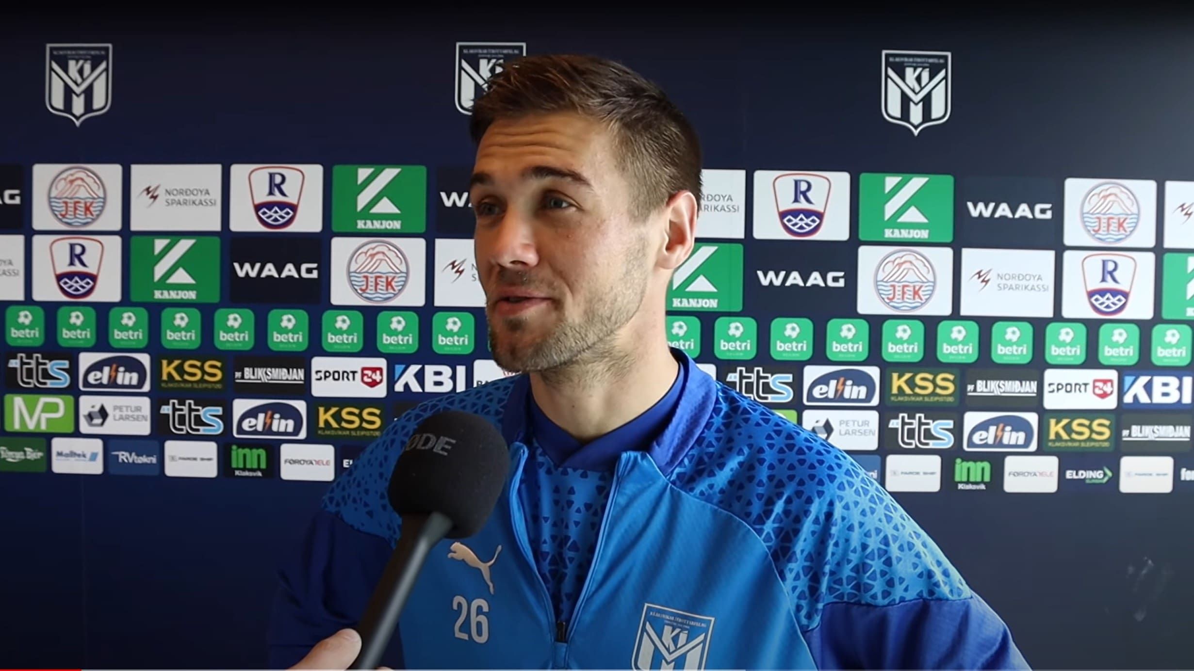 Hallur kennir seg vera væl fyri - FM1