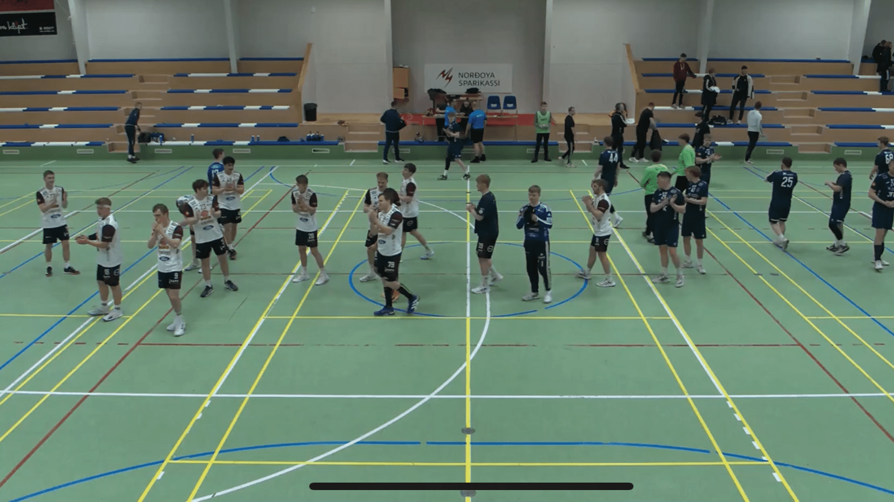 H71 skoraði 50 ferðir í stórsigri - FM1