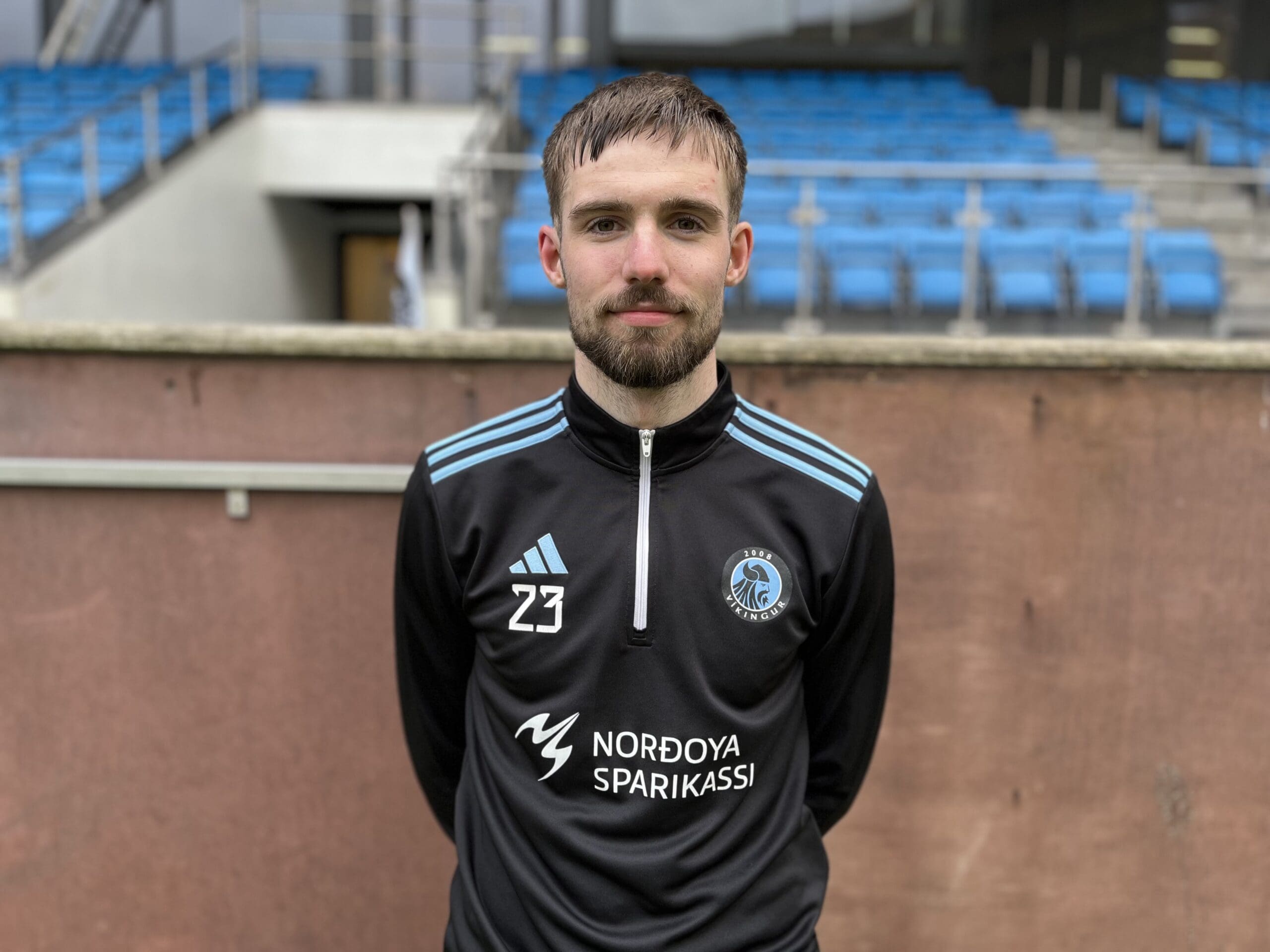 Hoyr sigursmálskjúttan hjá Víkingi og liðskiparan hjá Skála seta orð á ...