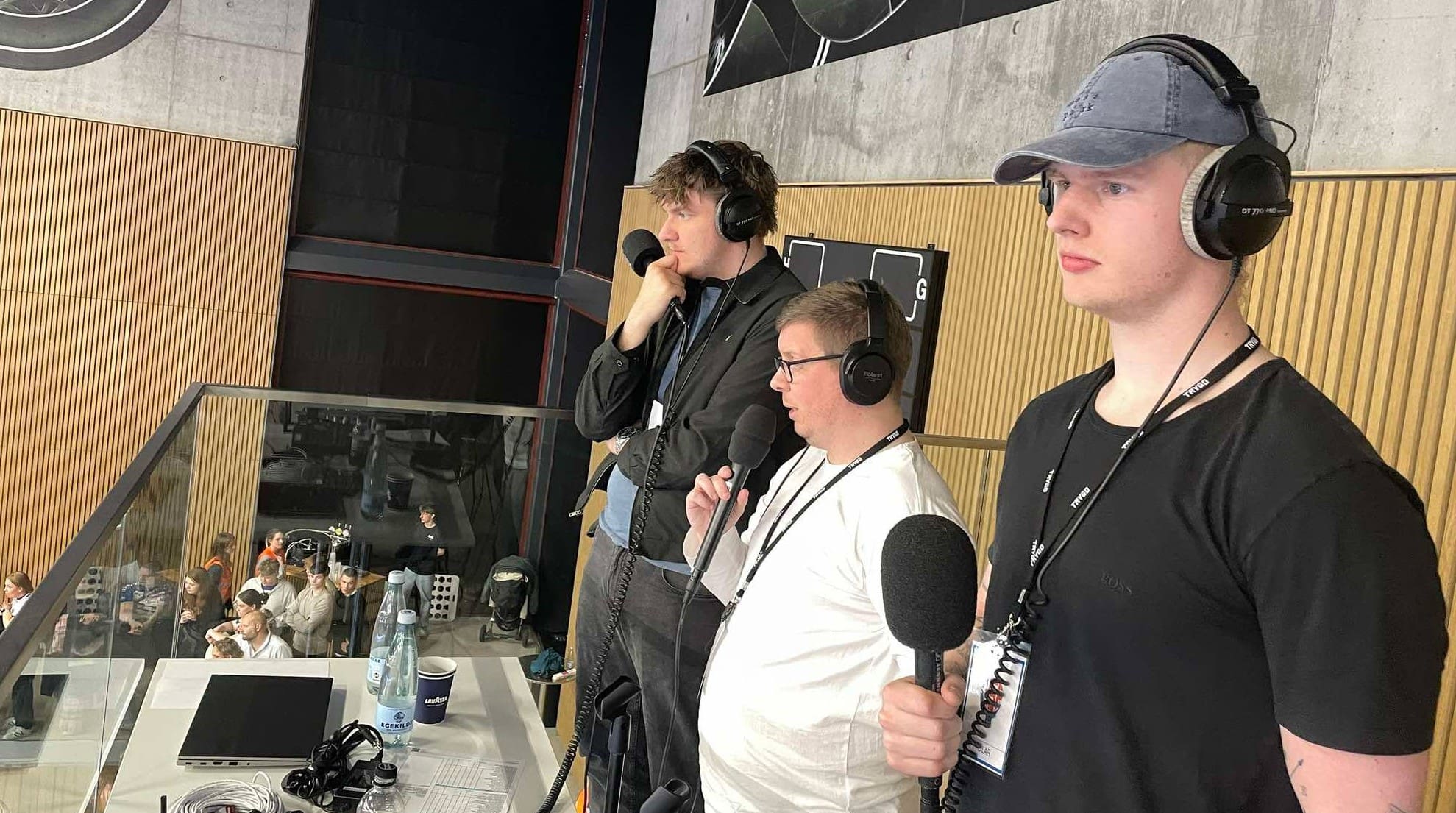 Hoyr Teit Joensen, Dánjal Ragnarsson og Hjalta Mohr Jacobsen taka ...