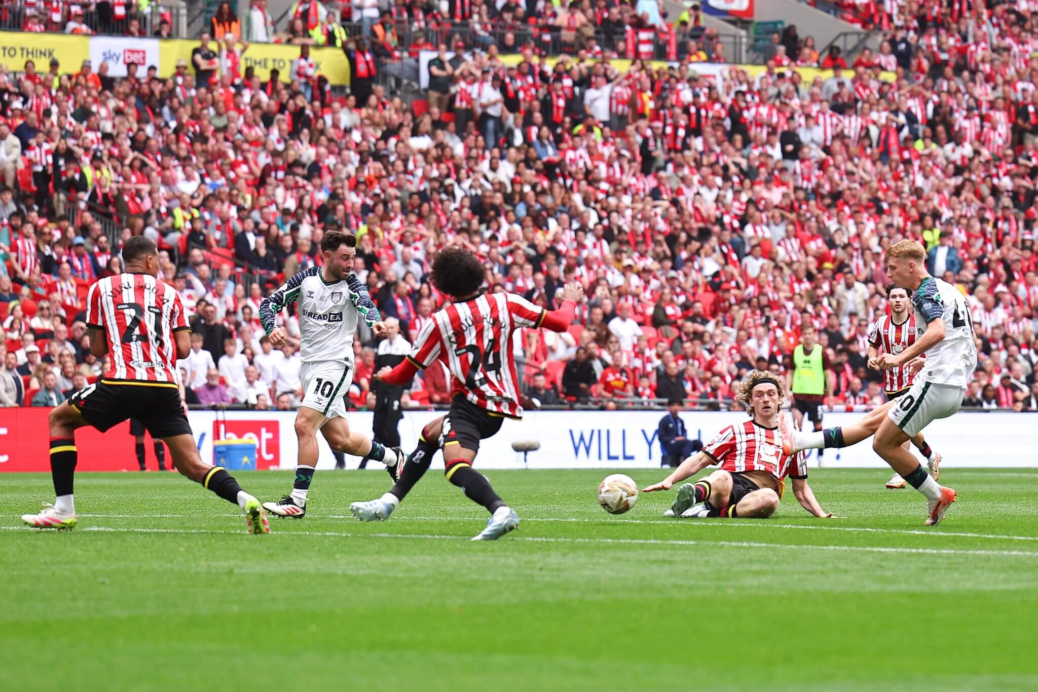 Eitt mál vert 1,8 milliardir sendi Sunderland upp í Premier League - FM1