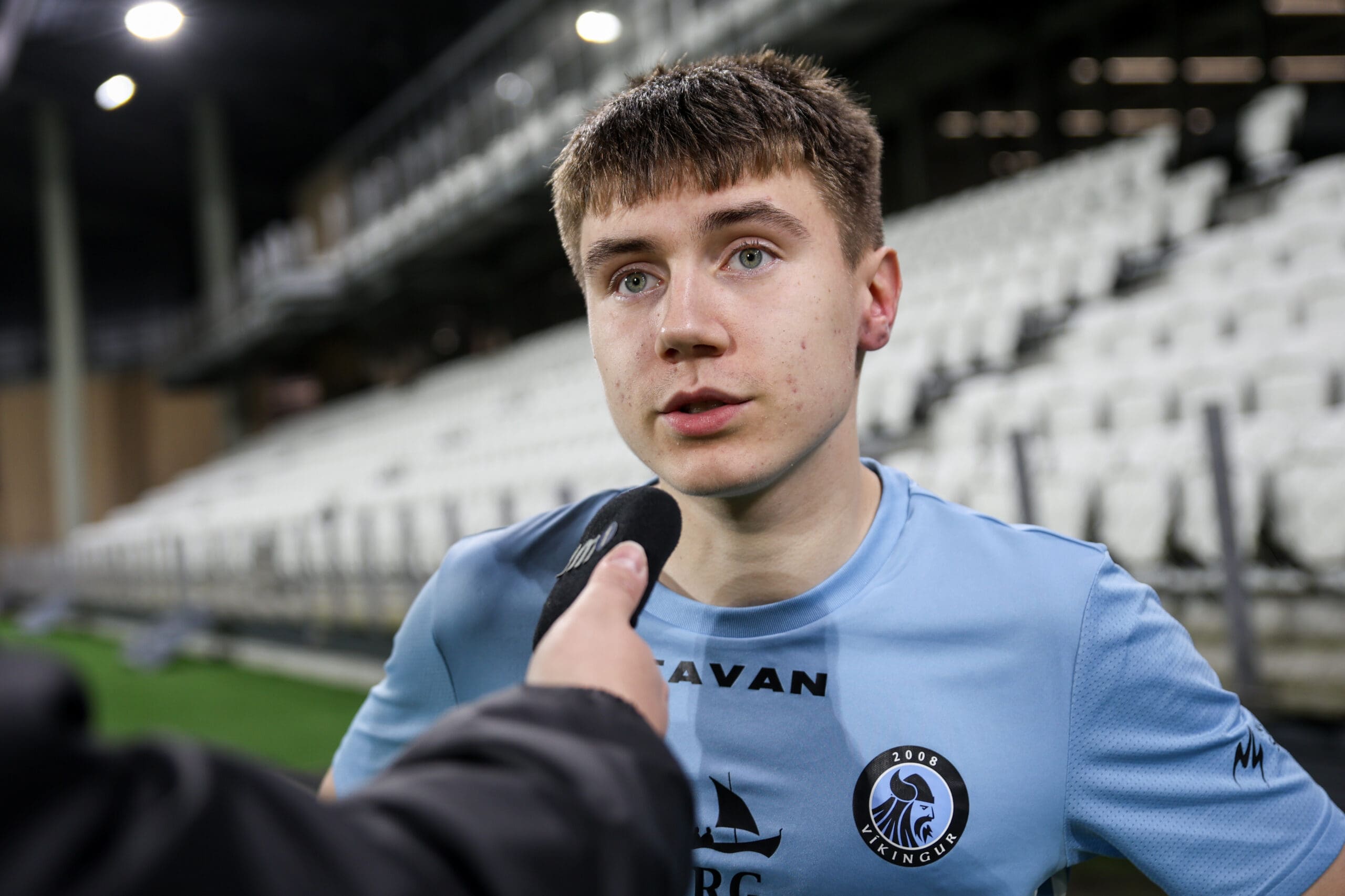 Hoyr Fríða Jarnskor, Arnór Brandson, Boga á Reynatrøð, Dávid á ...